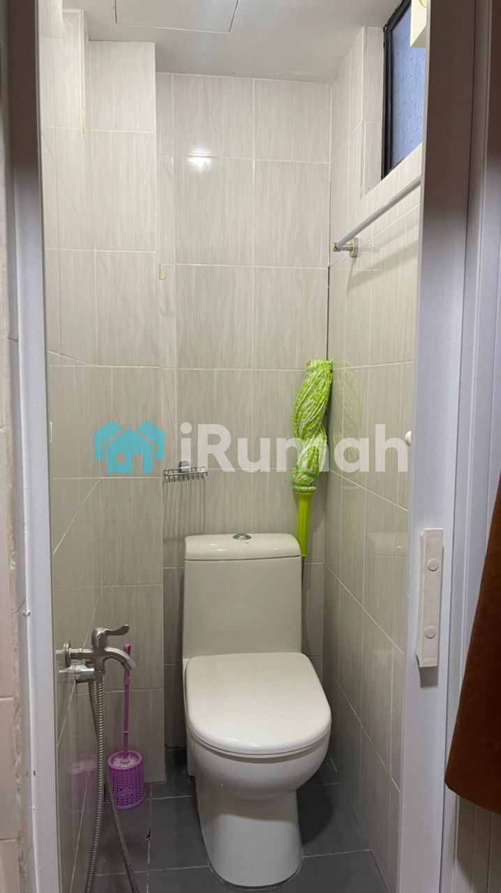 Taman Bukit Angkasa, Pantai Dalam - 125 Building & Interior Photos | iRumah