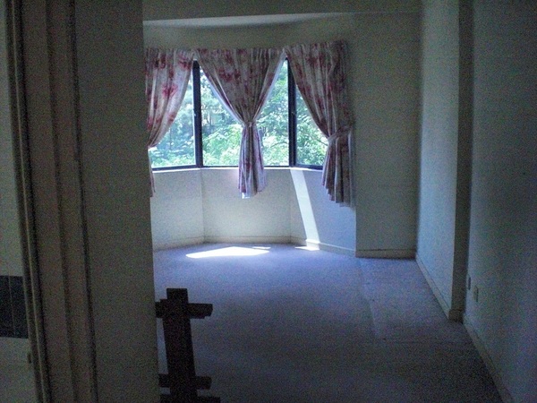 Maxwell Towers, Bukit Gasing - Property Info, Photos & Statistics | iRumah