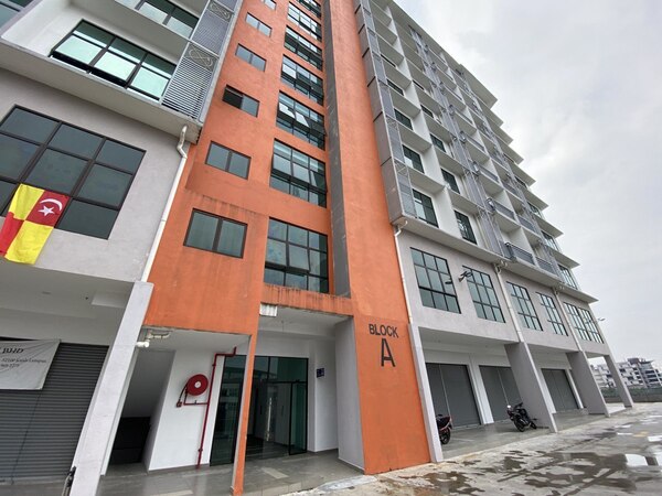Park 51 Boulevard, Park 51 - Property Info, Photos & Statistics | iRumah
