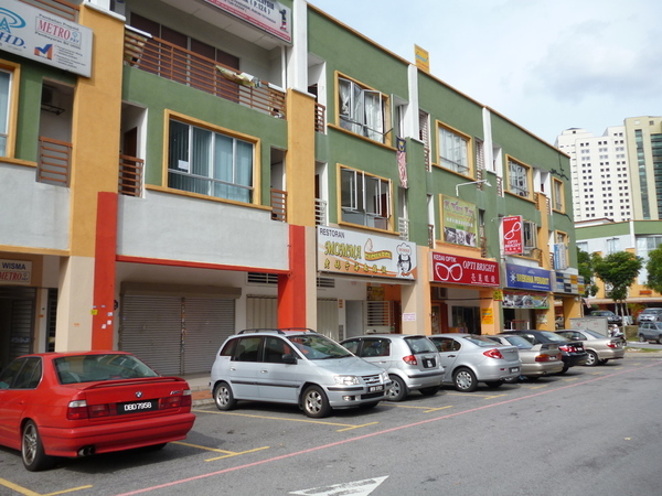 Danau Lumayan, Bandar Sri Permaisuri - Property Info, Photos ...