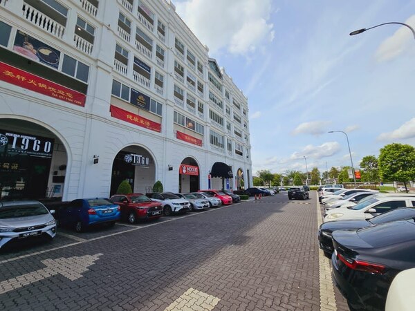 Eco Galleria, Eco Botanic - Property Info, Photos & Statistics | iRumah