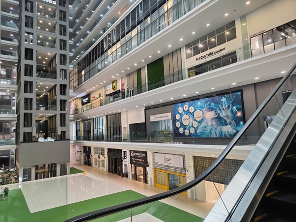 Sky Park, One City, UEP Subang Jaya - Property Info, Photos ...