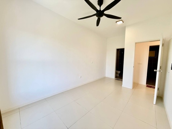 Vierra Residence, Bandar Kinrara - Property Info, Photos & Statistics ...