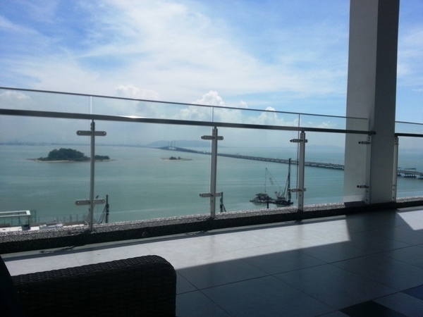 The Light Linear, The Light Waterfront - Property Info, Photos ...