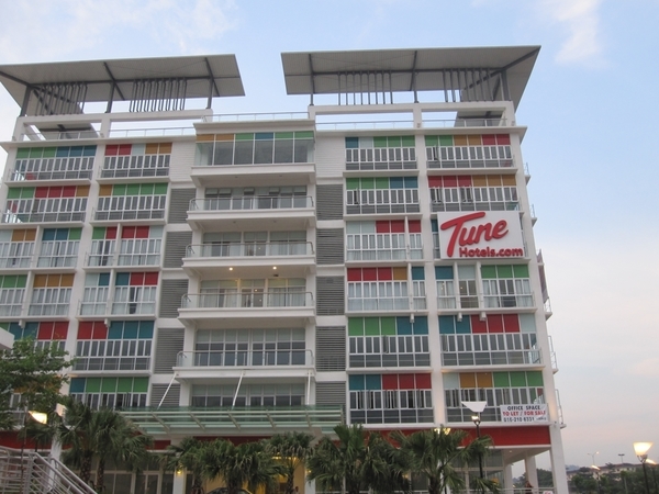 Sunsuria Avenue, Kota Damansara - Property Info, Photos & Statistics ...