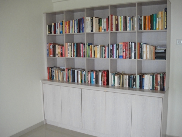 Maxwell Towers, Bukit Gasing - Property Info, Photos & Statistics | iRumah