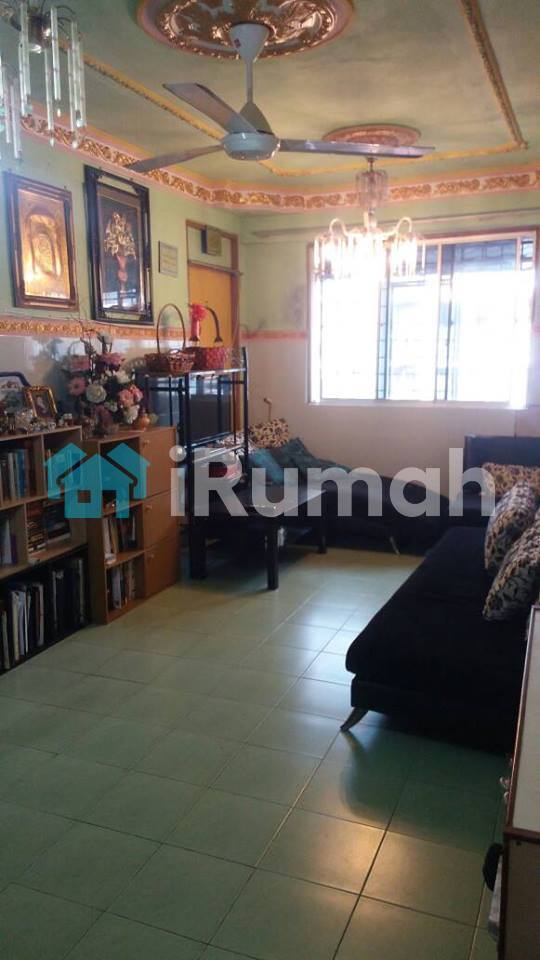Taman Bukit Angkasa, Pantai Dalam - 125 Building & Interior Photos | iRumah