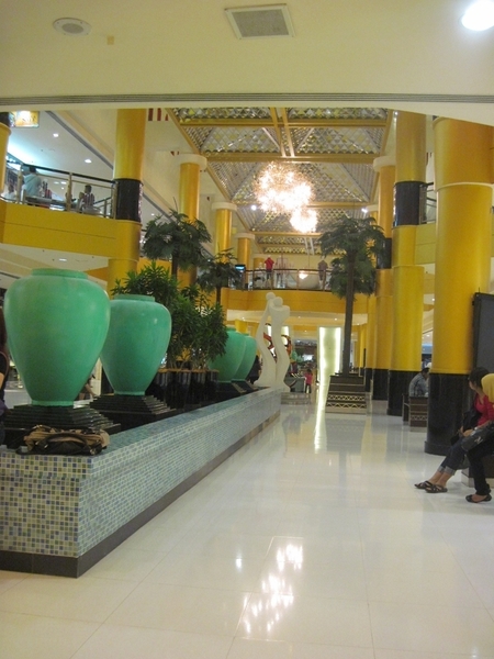 Sunway Pyramid, Bandar Sunway - Property Info, Photos & Statistics | iRumah