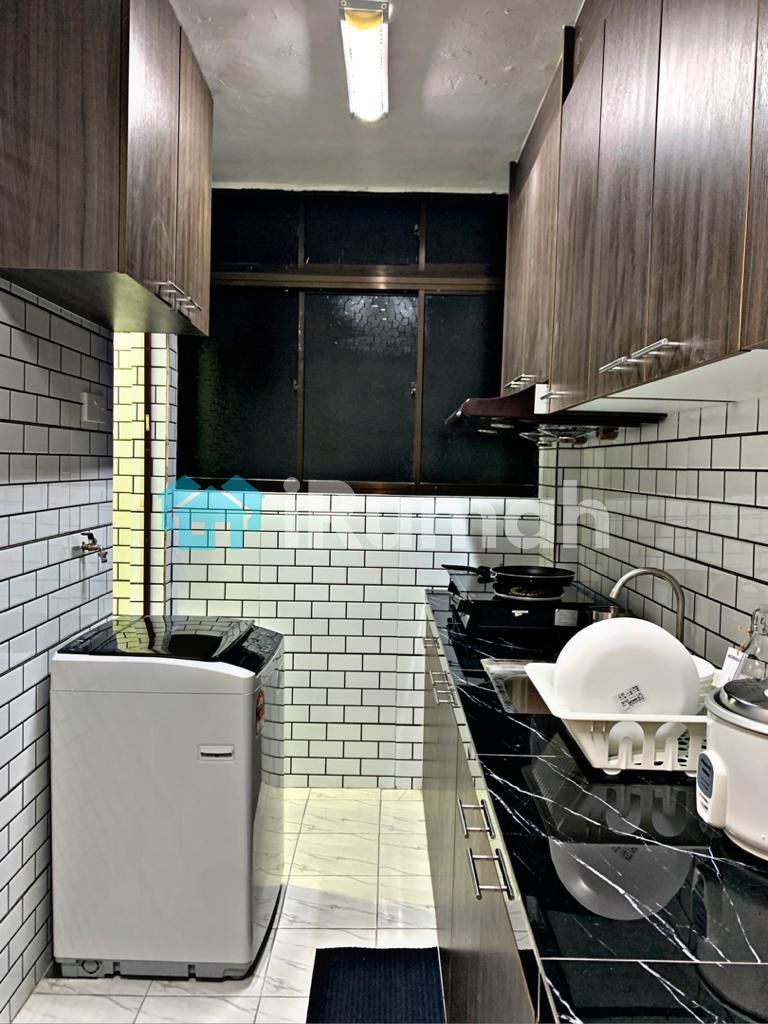 Taman Bukit Angkasa, Pantai Dalam - 125 Building & Interior Photos | iRumah