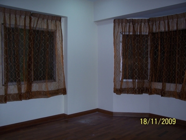 Maxwell Towers, Bukit Gasing - Property Info, Photos & Statistics | iRumah